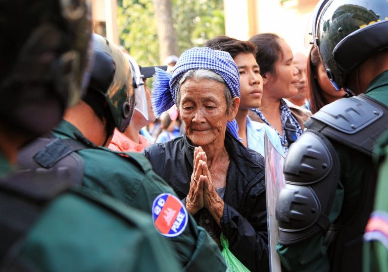 Humanism in Photography: A Lens on the Human Condition – a world ...